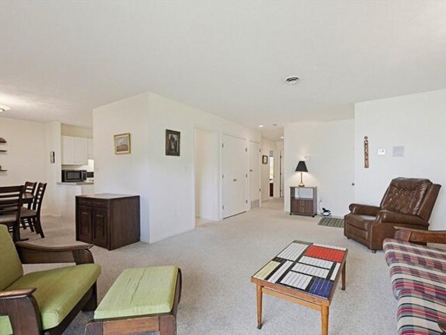 Concord Greene Unit,concord, Condo For Sale