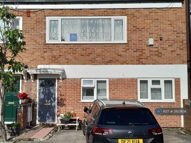 Concord House, New Malden, KT3 2 bed maisonette to rent £1,850 pcm £427 pw
