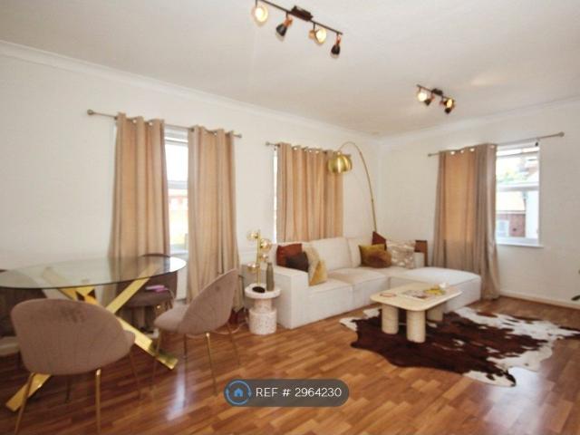 Concord House, Leamington Spa CV32, 2 bed flat to rent, £1,350 pcm | PrimeLocation