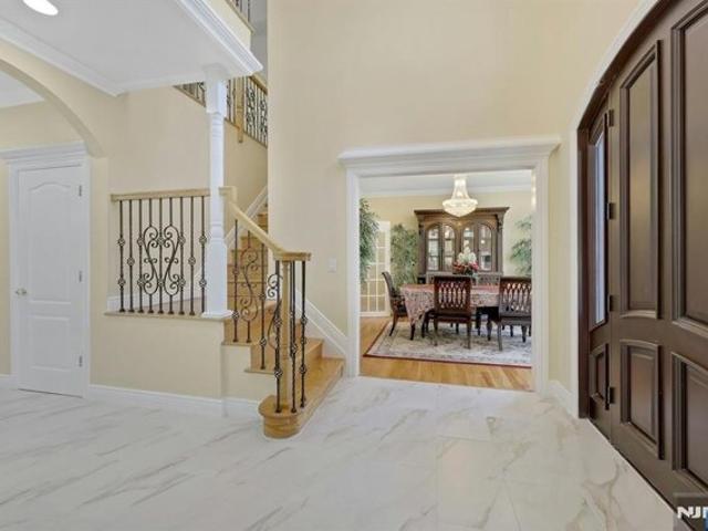 Concord St, New Milford, Home For Sale