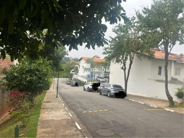 Cond. New Village 3 Dorm. C/ lareira por R$ 680.000,00 Granja Viana