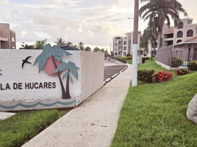 Cond Cala De Hucares Apto Apt D, Naguabo, Condo For Sale