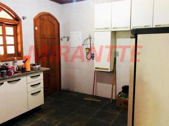 Cond. fechado de 109.62m² com 2 quartos