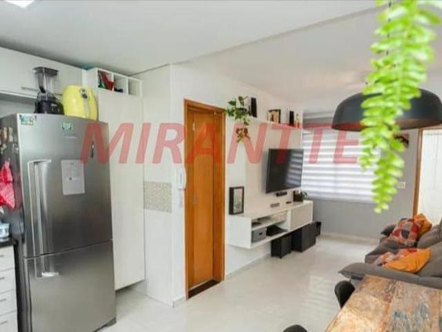 Cond. fechado de 100m² com 3 quartos