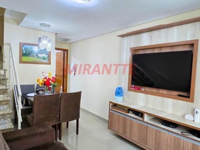Cond. fechado de 103m² com 2 quartos