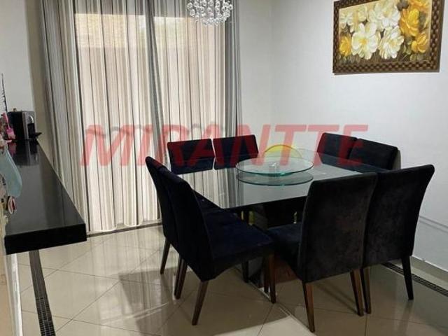 Cond. fechado de 130m² com 3 quartos