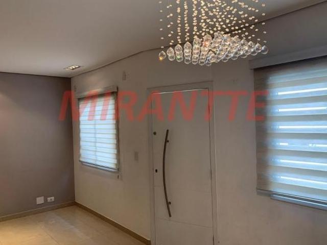 Cond. fechado de 150m² com 2 quartos