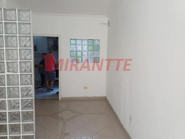 Cond. fechado de 160m² com 3 quartos
