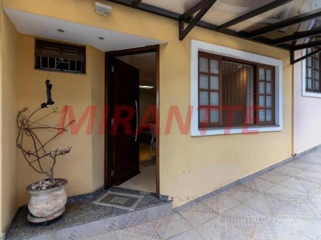 Cond. fechado de 178m² com 3 quartos
