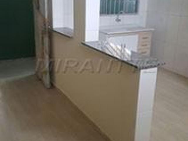 Cond. fechado de 1700m² com 1 quartos