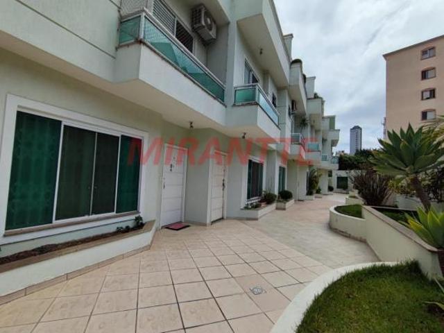 Cond. fechado de 199.11m² com 3 quartos