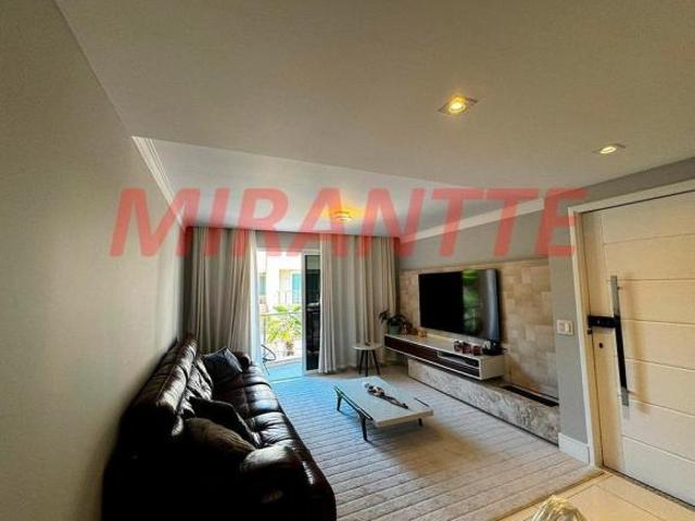 Cond. fechado de 334.5m² com 3 quartos