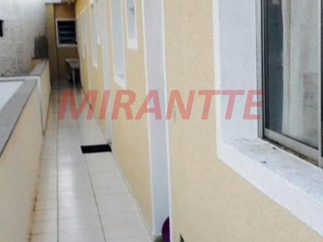 Cond. fechado de 335m² com 10 quartos