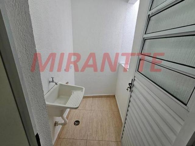 Cond. fechado de 35m² com 1 quartos