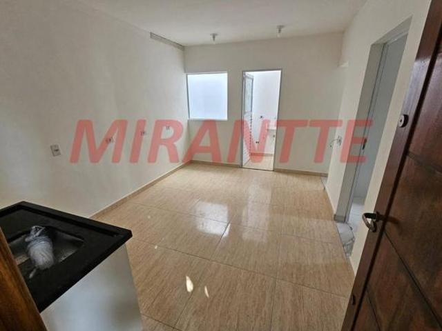 Cond. fechado de 35m² com 1 quartos