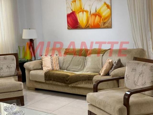 Cond. fechado de 400m² com 4 quartos