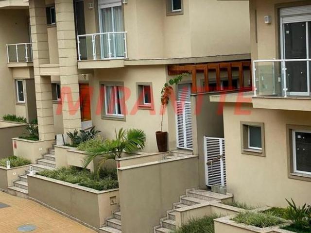 Cond. fechado de 400m² com 4 quartos
