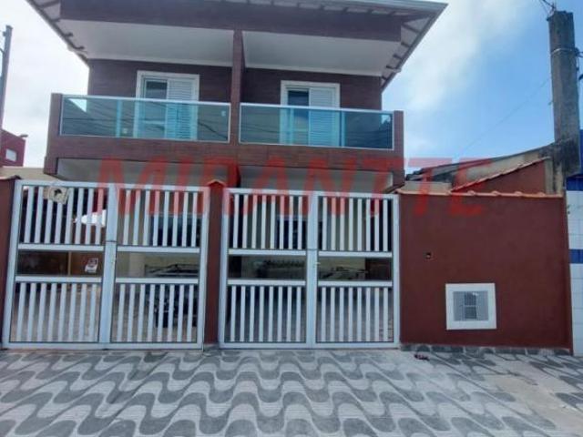 Cond. fechado de 54m² com 2 quartos