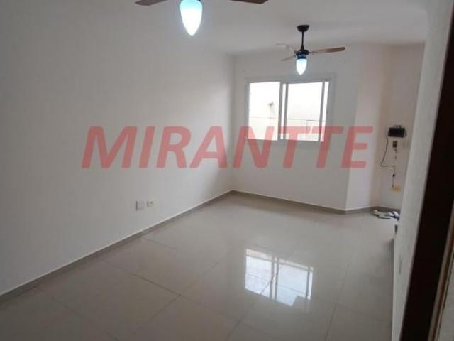 Cond. fechado de 58.72m² com 2 quartos