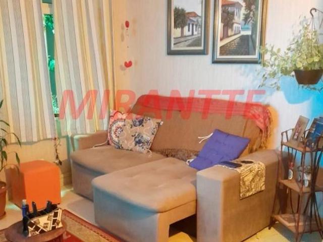 Cond. fechado de 59m² com 2 quartos