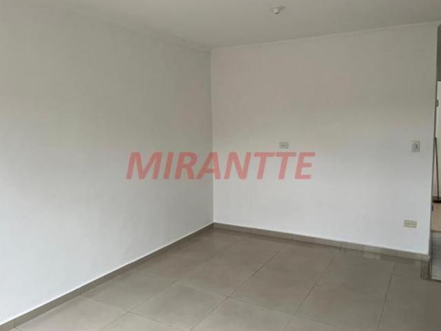 Cond. fechado de 650m² com 1 quartos