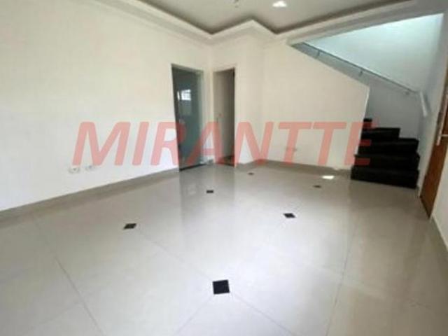 Cond. fechado de 65m² com 2 quartos