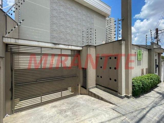 Cond. fechado de 70m² com 3 quartos