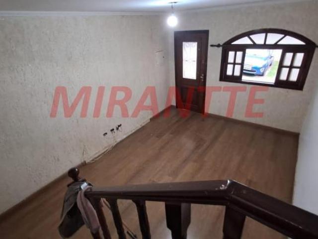 Cond. fechado de 73m² com 2 quartos