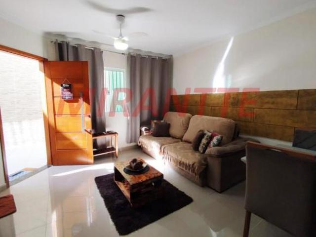 Cond. fechado de 75m² com 2 quartos
