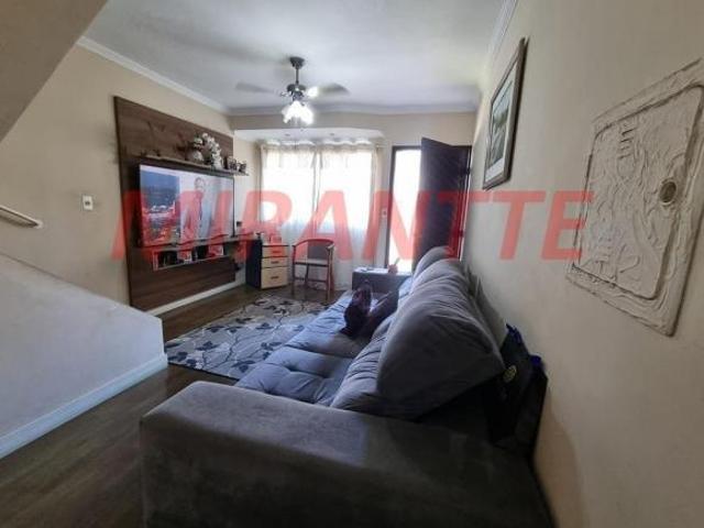 Cond. fechado de 80m² com 2 quartos
