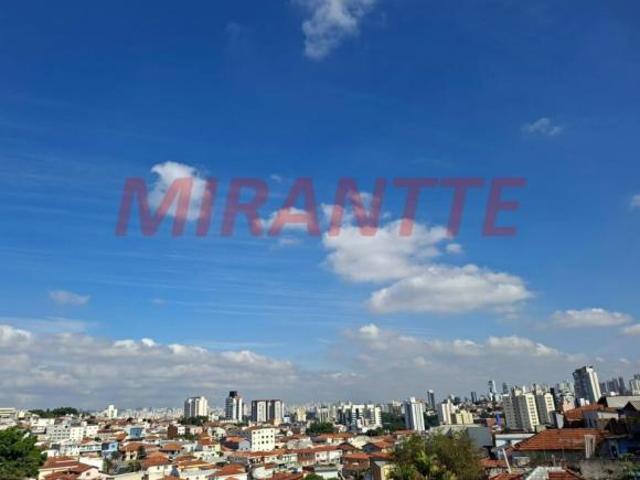 Cond. fechado de 82m² com 3 quartos