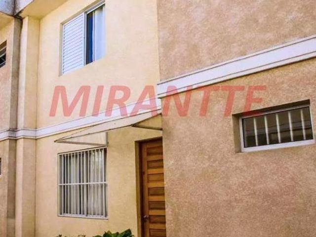 Cond. fechado de 84m² com 2 quartos