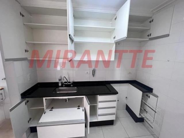 Cond. fechado de 84m² com 3 quartos