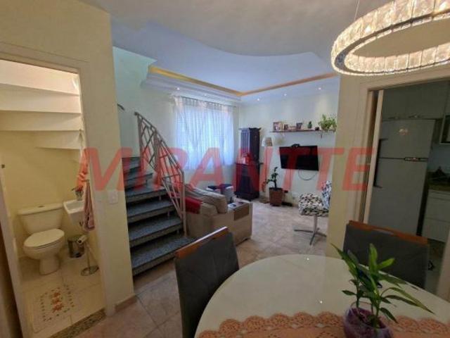 Cond. fechado de 84m² com 3 quartos