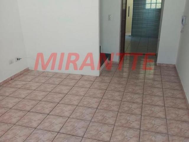 Cond. fechado de 88m² com 2 quartos