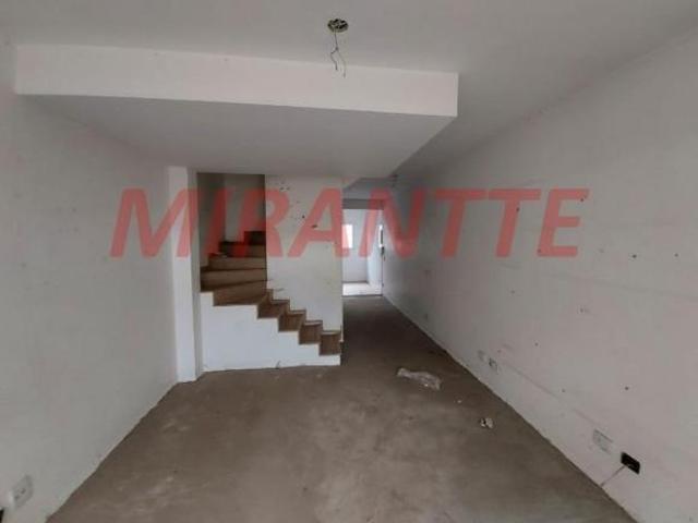 Cond. fechado de 88m² com 3 quartos