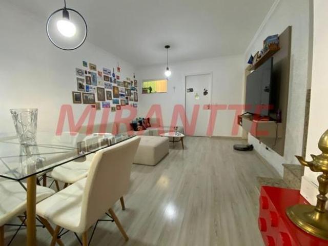 Cond. fechado de 93m² com 3 quartos