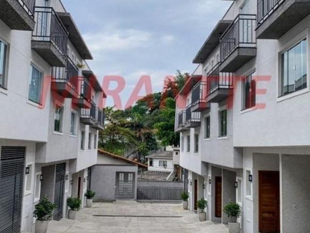 Cond. fechado de 95m² com 2 quartos