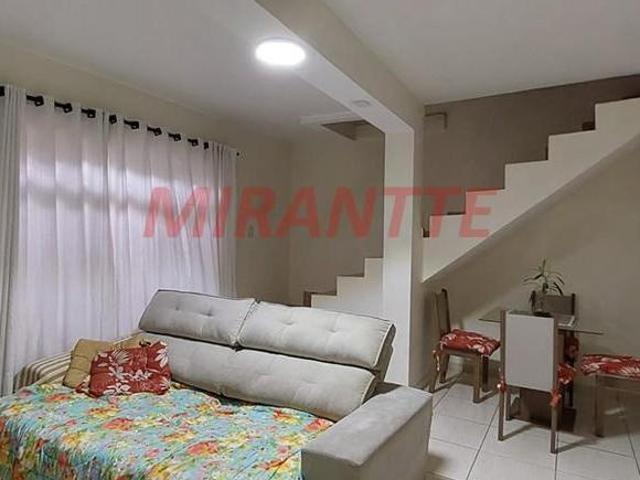 Cond. fechado de 96m² com 3 quartos