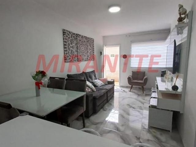 Cond. fechado de 99m² com 3 quartos