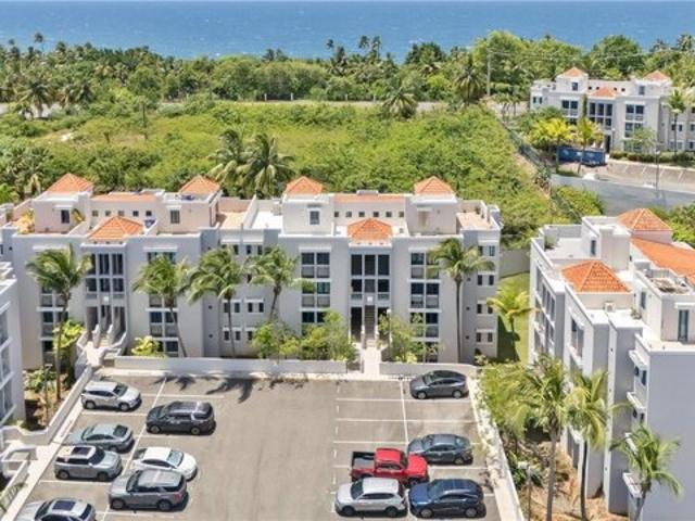 Cond Palma Dorada Vlg Apt J, Vega Alta, Condo For Sale