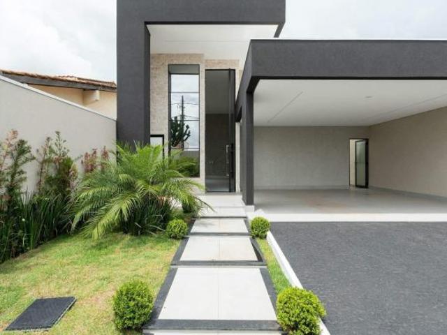 COND. PALACIUS – Rua 12 | Vicente PiresCasa nova de alto padrão | 4 suítes ACEITA PERMUTA