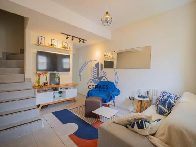 Cond. Pitangueiras, casa com 2 dormitórios, 2 banheiros e 1 vaga