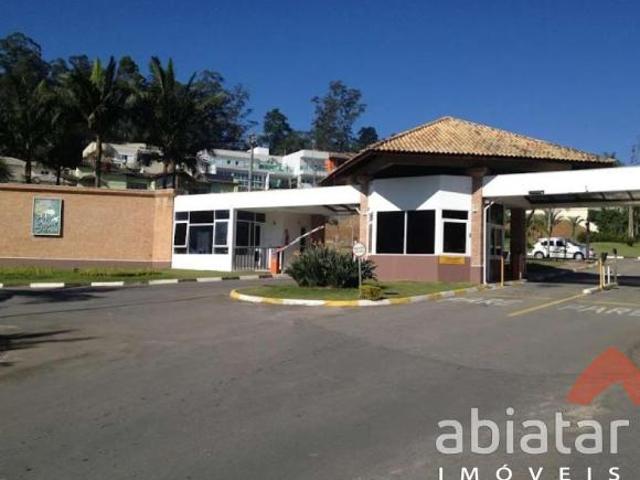 Cond Pq das Artes 4d/2sts, casa de esquina, semi térrea, gourmet, vista!