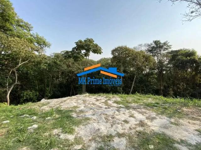 Cond. Reserva do Moinho Lote c/ linda vista!