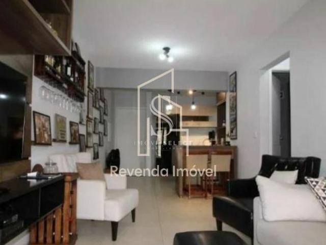 Cond. Santa Filomena II, apartamento de 50m² com 1 suíte, 1 vaga no Brooklin. Co