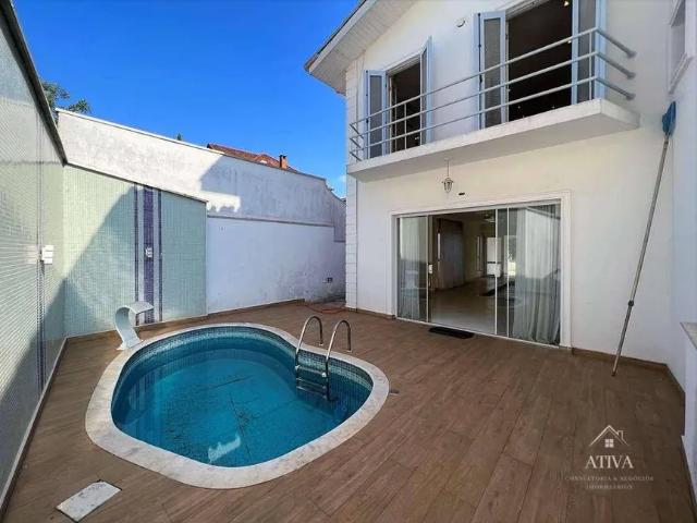 Cond SPII 4sts. Ótima c/ lareira, churrasqueira, piscina!