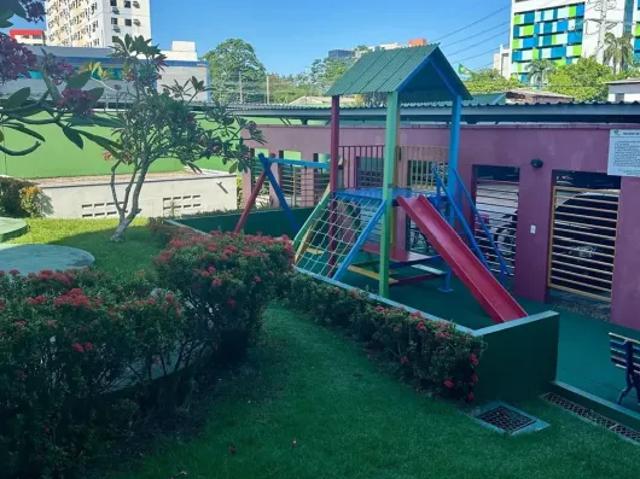 Cond Tulipas apto 03 quartos 02 suites