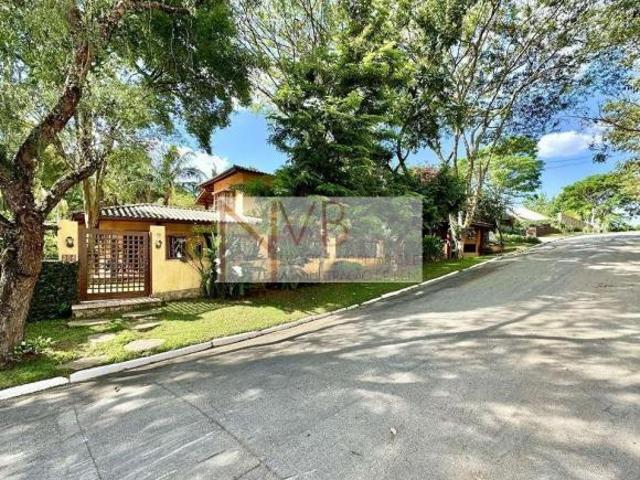 Cond. Vila de São Fernando 4 suítes e casa hóspedes!