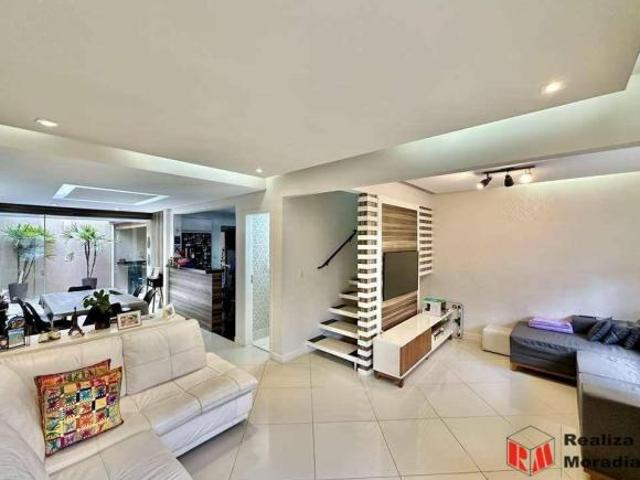 Cond. Village Wimblendon 3 dormitórios 1 suíte quintal privativo!